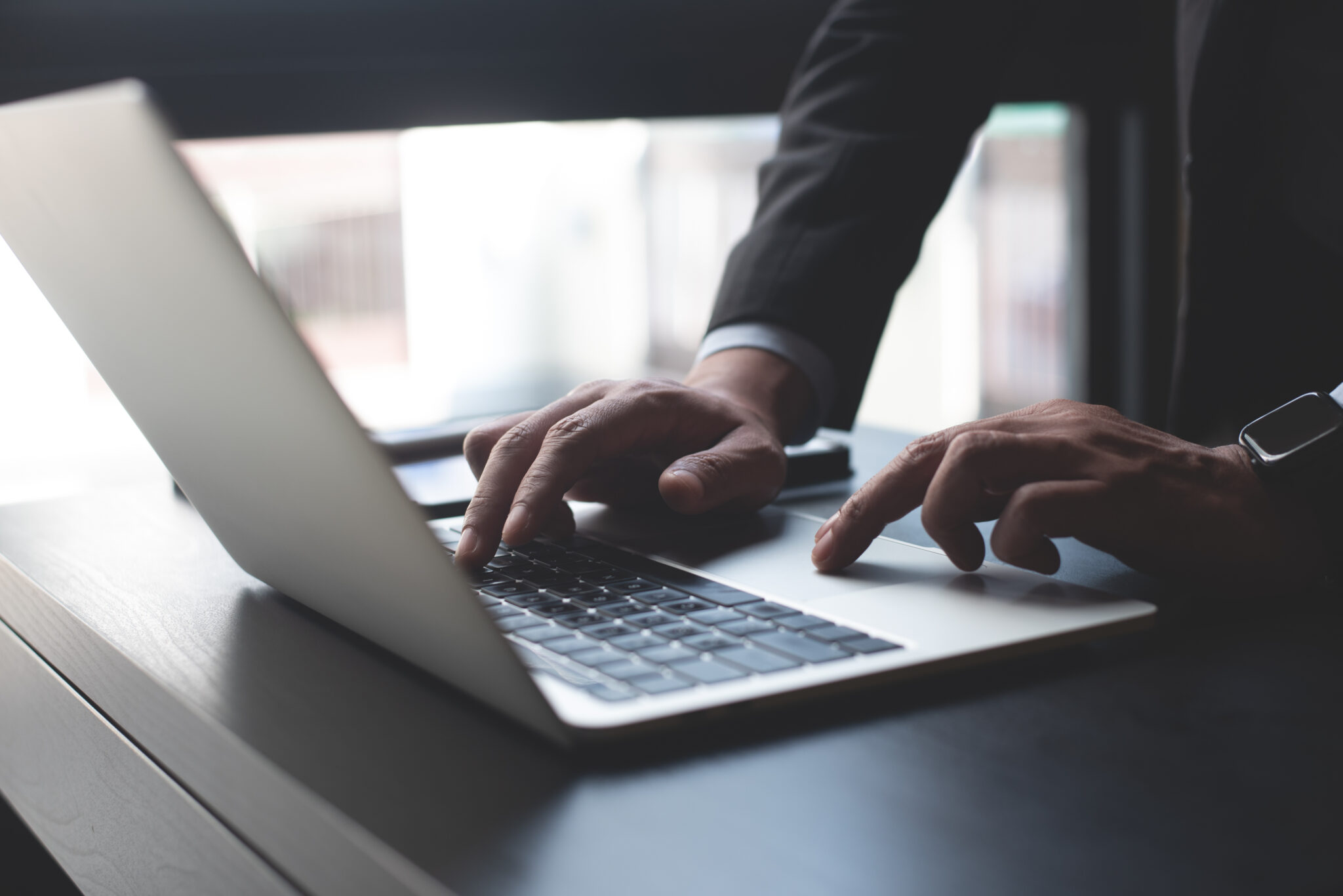 【2025年】DTM向けノートパソコンのおすすめ10選！高性能CPUとメモリで快適な作業環境を実現 - ヤマダ家電情報サイト